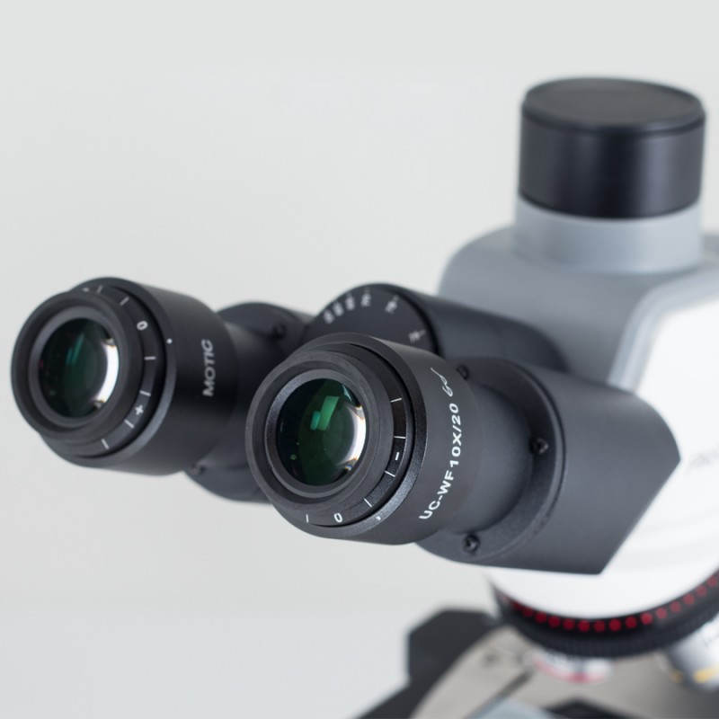 Microscope Panthera E2 LED trinoculaire